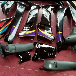 Smooth Rough Body Fullset Honda Supra X Lama Black 100cc Striped ...